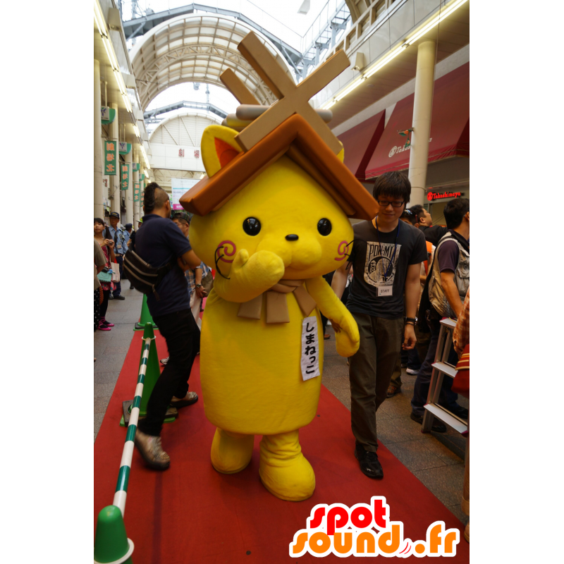 Purchase Shimanekko mascot, yellow cat, with a roof over your head in ...